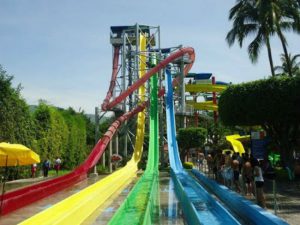 Fin de semana en el Parque Acuático El Rollo Experiencias Familiares en ...